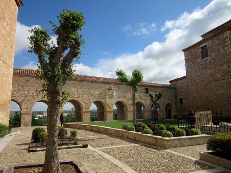 Qué ver en Lerma, la villa barroca del duque más famoso de España ...
